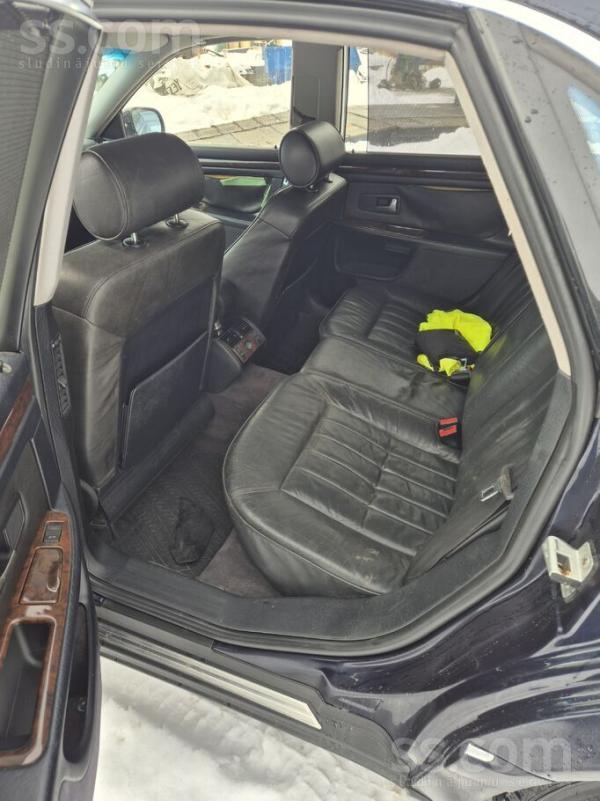 Blue Audi A8 1997 in Liepaja, with an engine capacity of 4.20 L and mileage of 407 thousand km for 1700 €, photo 8 on AUTOMOTO.COM.LV