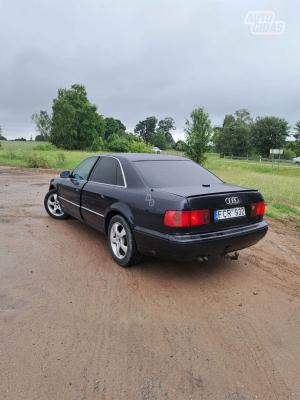 Zils Audi A8 1998 Plungė, ar dzinēja tilpumu 2.50 L un nobraukumu 41 tūkst. km par 1800 €, foto 4 vietnē AUTOMOTO.COM.LV