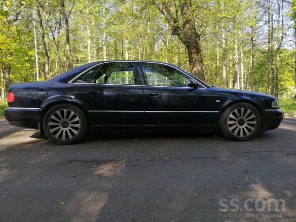 Blue Audi A8 1999 in Liepaja, with an engine capacity of 2.50 L and mileage of 388 thousand km for 2750 €, photo 3 on AUTOMOTO.COM.LV