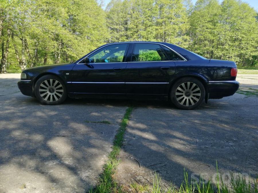 Zils Audi A8 1999 Liepāja, ar dzinēja tilpumu 2.50 L un nobraukumu 388 tūkst. km par 2750 €, foto 9 vietnē AUTOMOTO.COM.LV