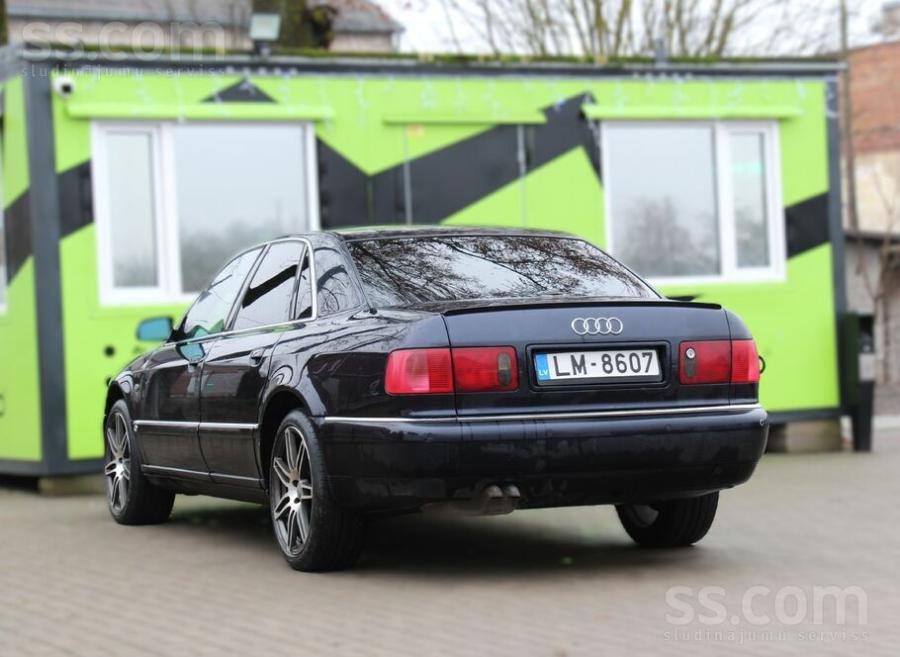 Zils Audi A8 2000 Rēzekne, ar dzinēja tilpumu 2.50 L un nobraukumu 357 tūkst. km par 2695 €, foto 6 vietnē AUTOMOTO.COM.LV