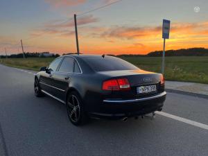 Blue Audi A8 2003 in Klaipeda, with an engine capacity of 3.70 L and mileage of 282 thousand km for 2200 €, photo 4 on AUTOMOTO.COM.LV