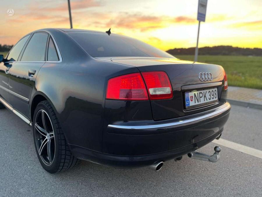 Blue Audi A8 2003 in Klaipeda, with an engine capacity of 3.70 L and mileage of 282 thousand km for 2200 €, photo 9 on AUTOMOTO.COM.LV