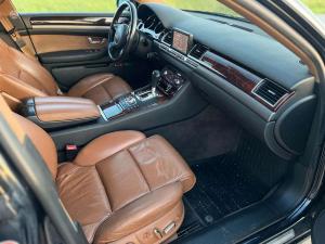 Blue Audi A8 2003 in Klaipeda, with an engine capacity of 3.70 L and mileage of 282 thousand km for 2200 €, photo 14 on AUTOMOTO.COM.LV
