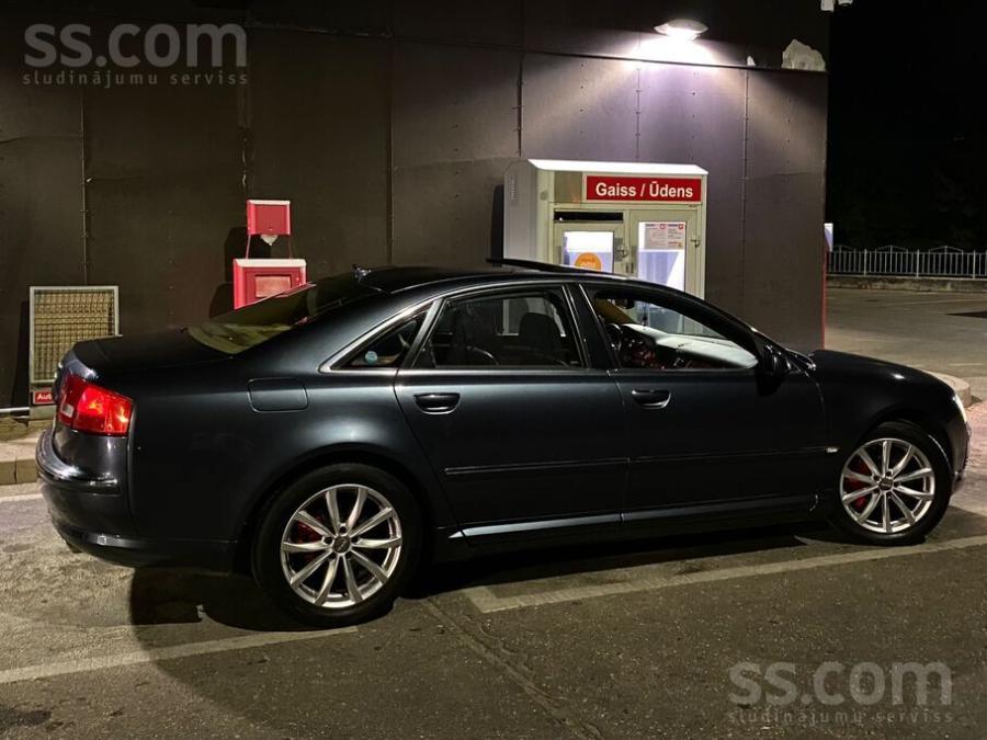 Zils Audi A8 2004 Rīga, ar dzinēja tilpumu 4.20 L un nobraukumu 331 tūkst. km par 2450 €, foto 2 vietnē AUTOMOTO.COM.LV