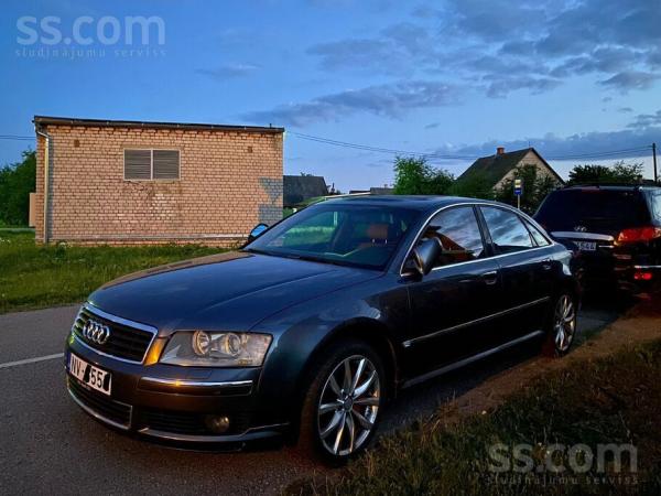 Blue Audi A8 2004 in Riga, with an engine capacity of 4.20 L and mileage of 331 thousand km for 2450 €, photo 5 on AUTOMOTO.COM.LV