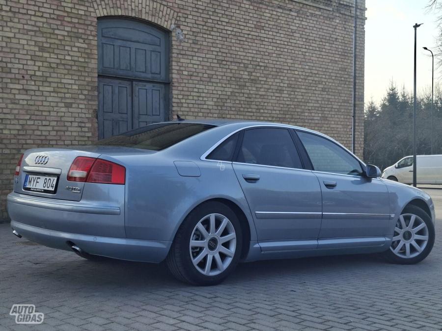 Blue Audi A8 2004 in Silute, with an engine capacity of 4.00 L and mileage of 319 thousand km for 3350 €, photo 2 on AUTOMOTO.COM.LV