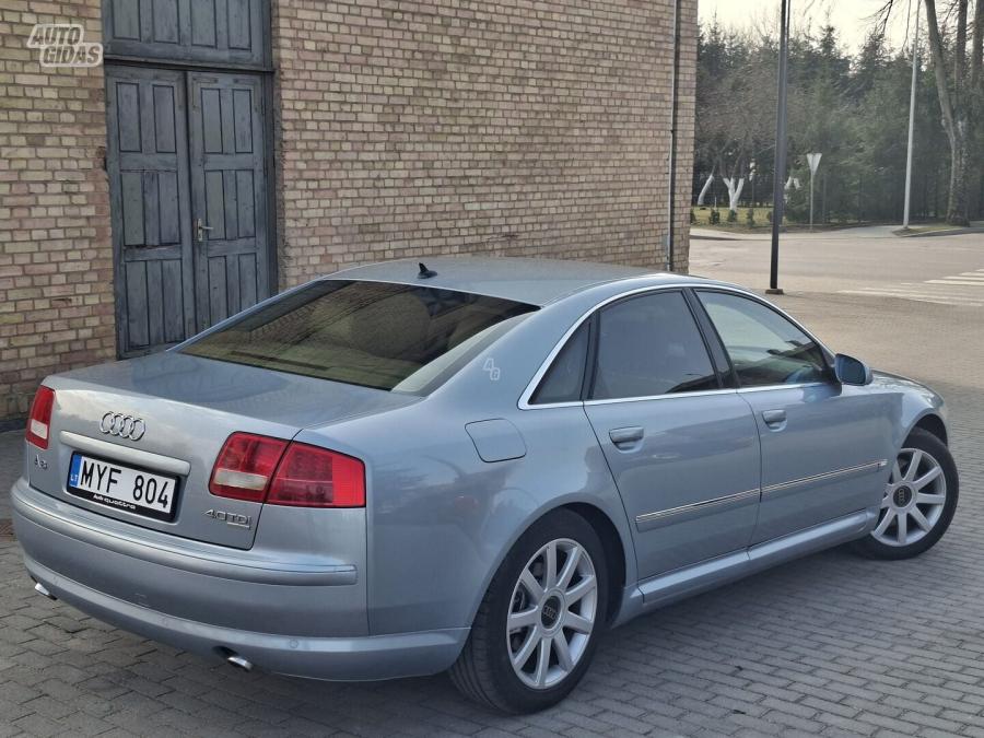 Blue Audi A8 2004 in Silute, with an engine capacity of 4.00 L and mileage of 319 thousand km for 3350 €, photo 7 on AUTOMOTO.COM.LV
