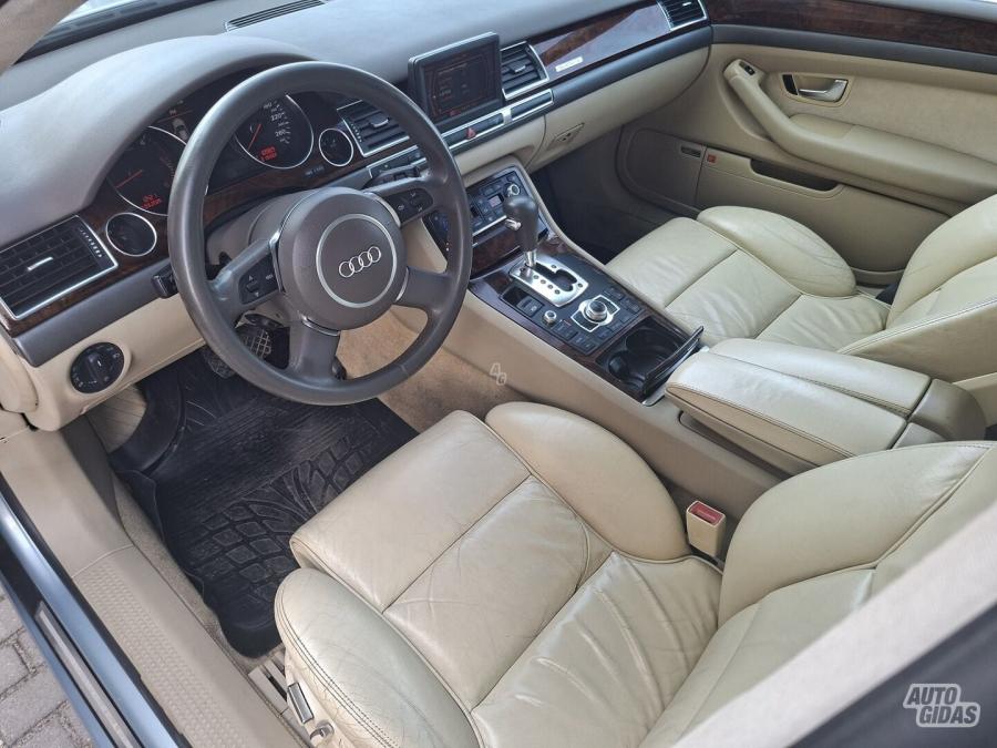 Blue Audi A8 2004 in Silute, with an engine capacity of 4.00 L and mileage of 319 thousand km for 3350 €, photo 11 on AUTOMOTO.COM.LV