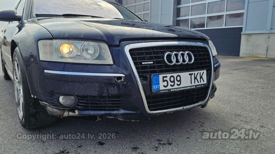 Zils Audi A8 2004 Tallina, ar dzinēja tilpumu 3.90 L un nobraukumu 338 tūkst. km par 1999 €, foto 3 vietnē AUTOMOTO.COM.LV