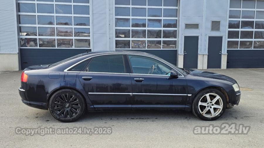 Zils Audi A8 2004 Tallina, ar dzinēja tilpumu 3.90 L un nobraukumu 338 tūkst. km par 1999 €, foto 5 vietnē AUTOMOTO.COM.LV