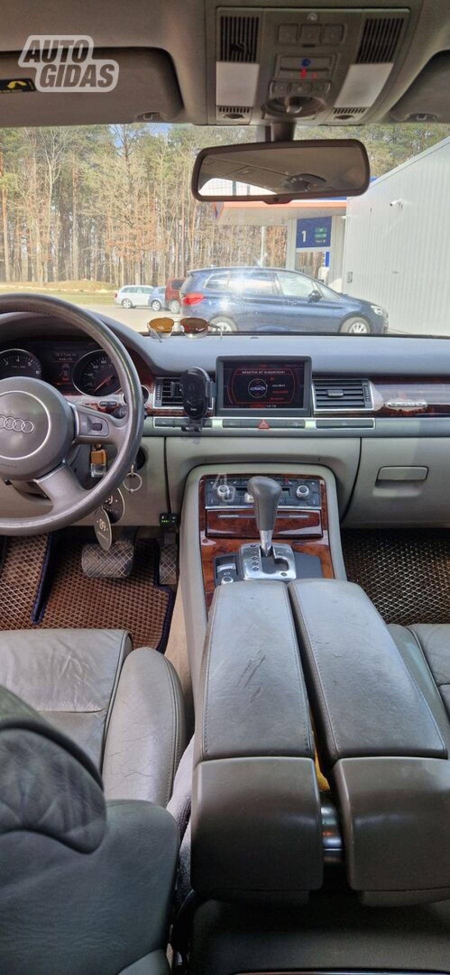 Zils Audi A8 2004 Jurbarkas, ar dzinēja tilpumu 4.20 L un nobraukumu 390 tūkst. km par 2900 €, foto 6 vietnē AUTOMOTO.COM.LV