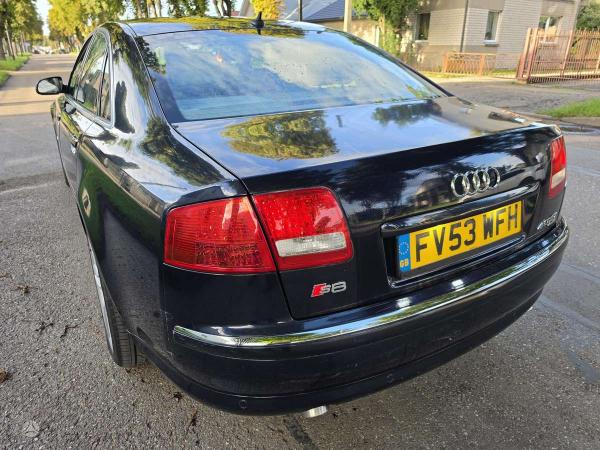 Blue Audi A8 2004 in Alytus, with an engine capacity of 3.94 L and mileage of 155 thousand km for 2950 €, photo 3 on AUTOMOTO.COM.LV