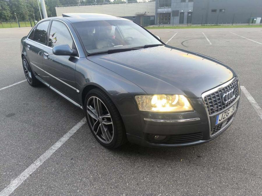 Blue Audi A8 2005 in Kedainiai, with an engine capacity of 4.13 L and mileage of 320 thousand km for 8200 €, photo 3 on AUTOMOTO.COM.LV