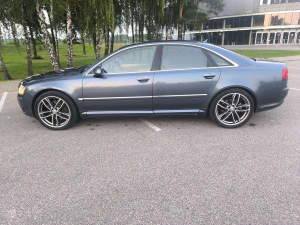 Blue Audi A8 2005 in Kedainiai, with an engine capacity of 4.13 L and mileage of 320 thousand km for 8200 €, photo 5 on AUTOMOTO.COM.LV