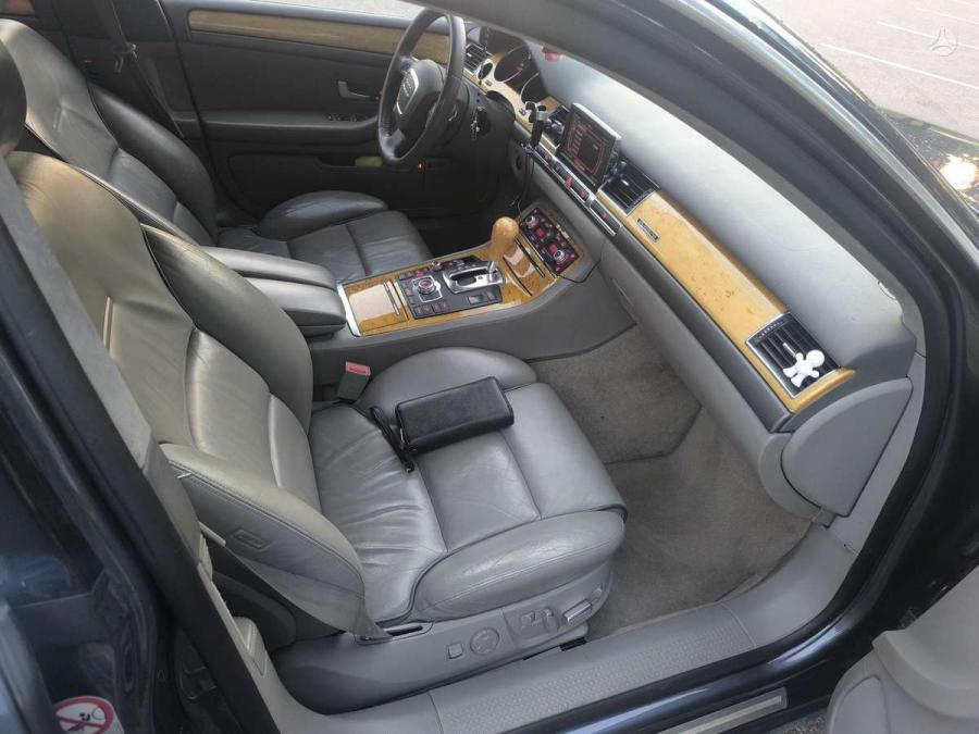 Blue Audi A8 2005 in Kedainiai, with an engine capacity of 4.13 L and mileage of 320 thousand km for 8200 €, photo 15 on AUTOMOTO.COM.LV