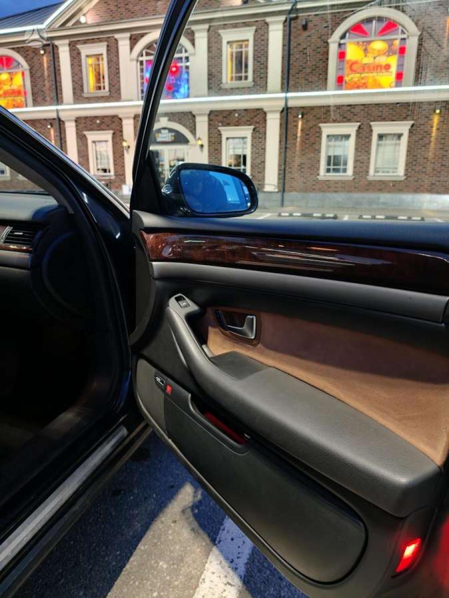Zils Audi A8 2005 Mažeikiai, ar dzinēja tilpumu 3.00 L un nobraukumu 401 tūkst. km par 1800 €, foto 10 vietnē AUTOMOTO.COM.LV