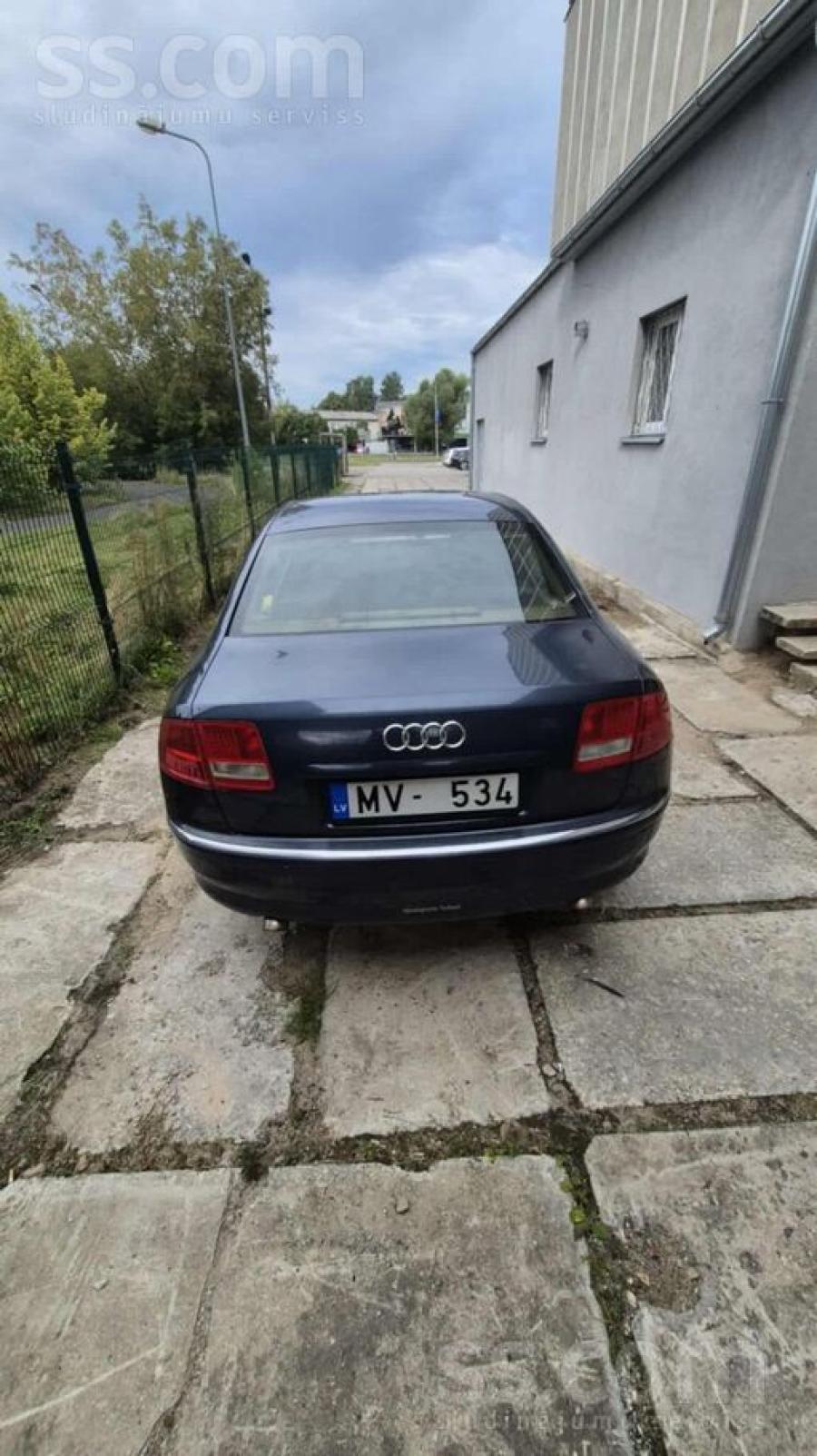 Zils Audi A8 2006 Rīga, ar dzinēja tilpumu 3.00 L un nobraukumu 440 tūkst. km par 4300 €, foto 6 vietnē AUTOMOTO.COM.LV
