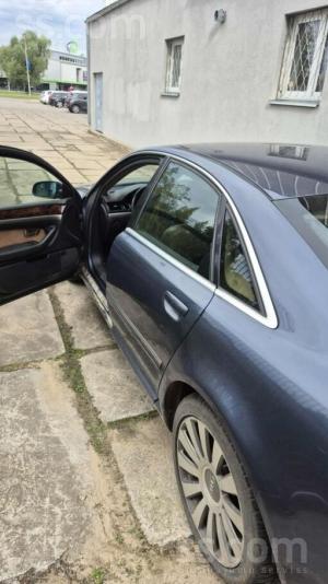 Zils Audi A8 2006 Rīga, ar dzinēja tilpumu 3.00 L un nobraukumu 440 tūkst. km par 4300 €, foto 7 vietnē AUTOMOTO.COM.LV