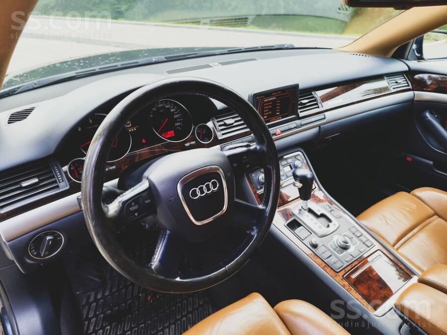 Blue Audi A8 2006 in Ventspils, with an engine capacity of 4.20 L and mileage of 388 thousand km for 4700 €, photo 3 on AUTOMOTO.COM.LV
