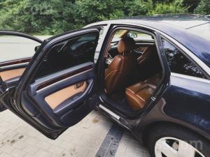 Blue Audi A8 2006 in Ventspils, with an engine capacity of 4.20 L and mileage of 388 thousand km for 4700 €, photo 5 on AUTOMOTO.COM.LV