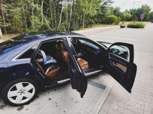 Blue Audi A8 2006 in Ventspils, with an engine capacity of 4.20 L and mileage of 388 thousand km for 4700 €, photo 17 on AUTOMOTO.COM.LV