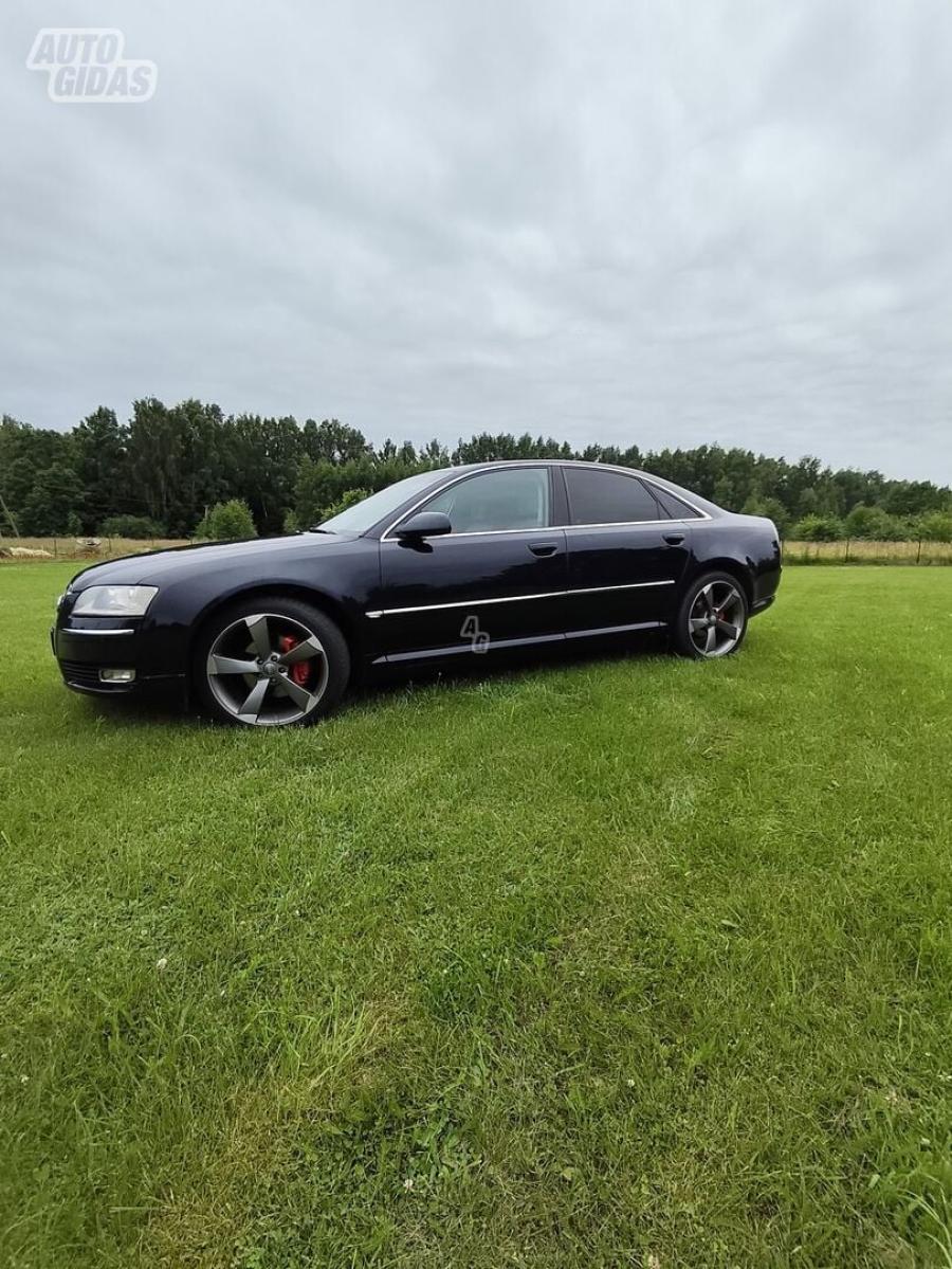 Blue Audi A8 2007 in Panevezys, with an engine capacity of 3.00 L and mileage of 318 thousand km for 4000 €, photo 3 on AUTOMOTO.COM.LV