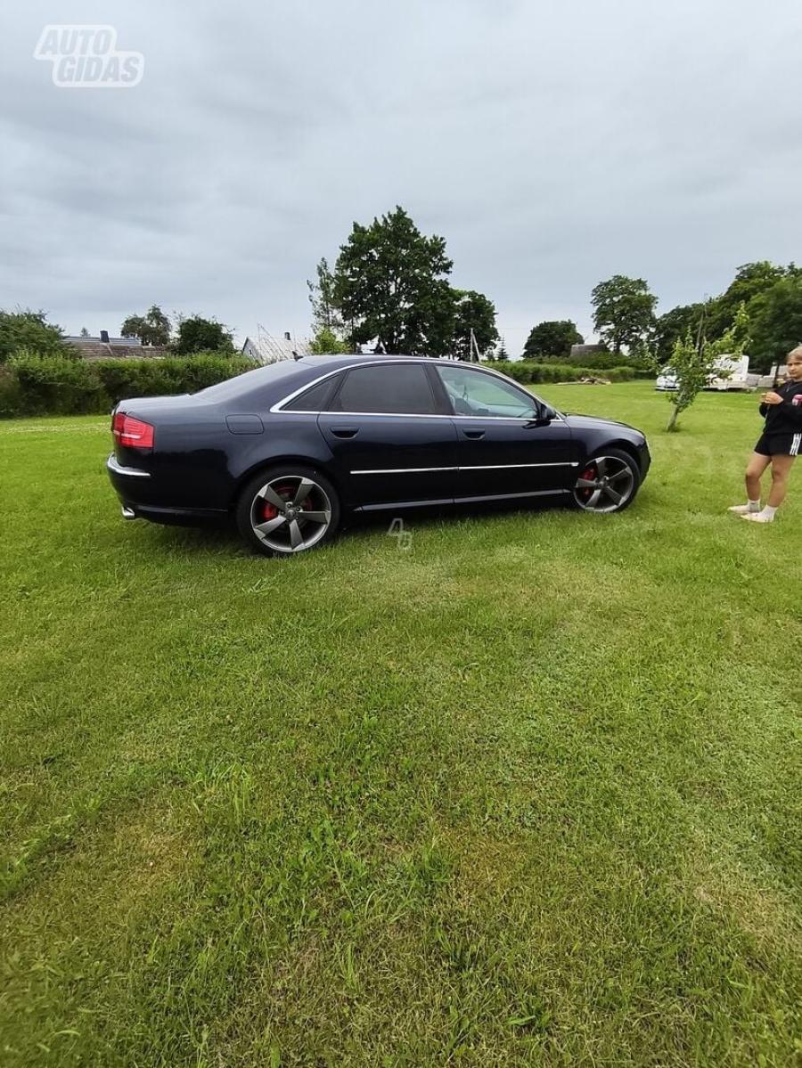 Blue Audi A8 2007 in Panevezys, with an engine capacity of 3.00 L and mileage of 318 thousand km for 4000 €, photo 6 on AUTOMOTO.COM.LV