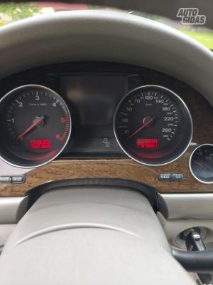 Blue Audi A8 2007 in Panevezys, with an engine capacity of 3.00 L and mileage of 318 thousand km for 4000 €, photo 7 on AUTOMOTO.COM.LV