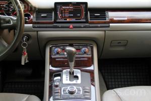 Zils Audi A8 2008 Preiļi, ar dzinēja tilpumu 3.00 L un nobraukumu 349 tūkst. km par 1800 €, foto 22 vietnē AUTOMOTO.COM.LV