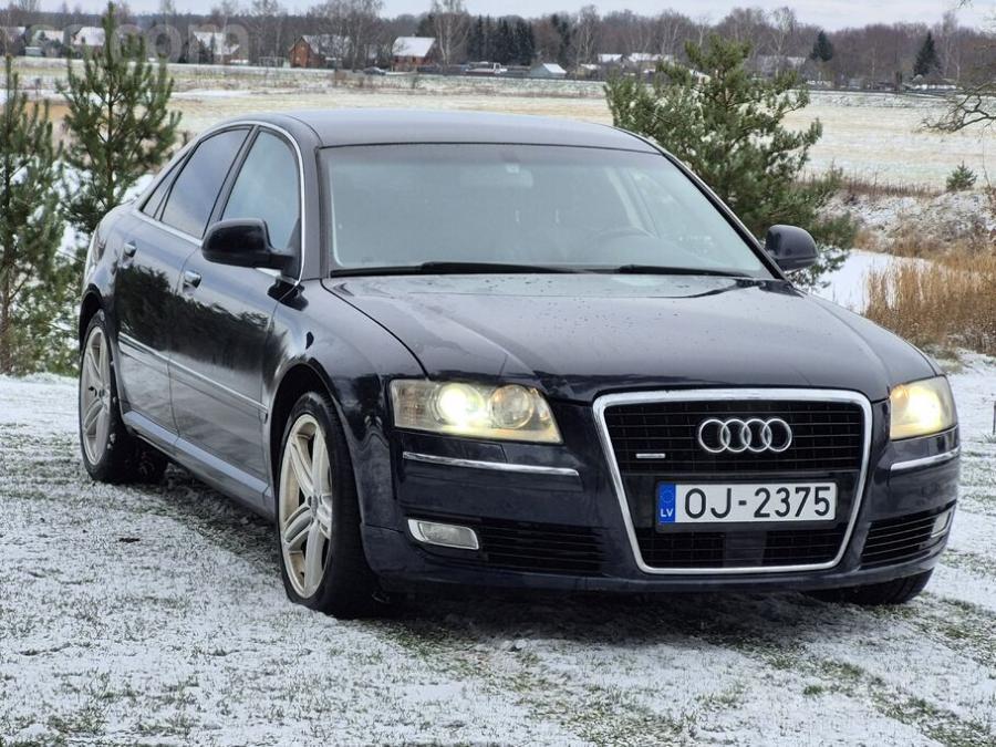 Blue Audi A8 2010 in Riga, with an engine capacity of 3.00 L and mileage of 240 thousand km for 6200 €, photo 5 on AUTOMOTO.COM.LV