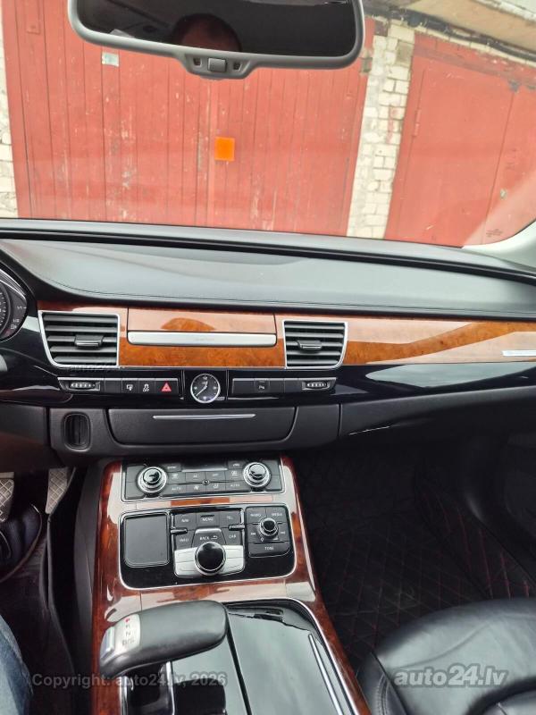 Blue Audi A8 2010 in Tallinn, with an engine capacity of 4.10 L and mileage of 0 thousand km for 14000 €, photo 3 on AUTOMOTO.COM.LV