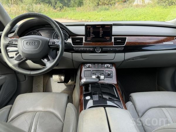 Audi A8 2011 Rēzekne vietnē Zils Audi A8 2011 Rēzekne, ar dzinēja tilpumu 3.00 L un nobraukumu 300 tūkst. km par 10500 €, foto 7 vietnē AUTOMOTO.COM.LV