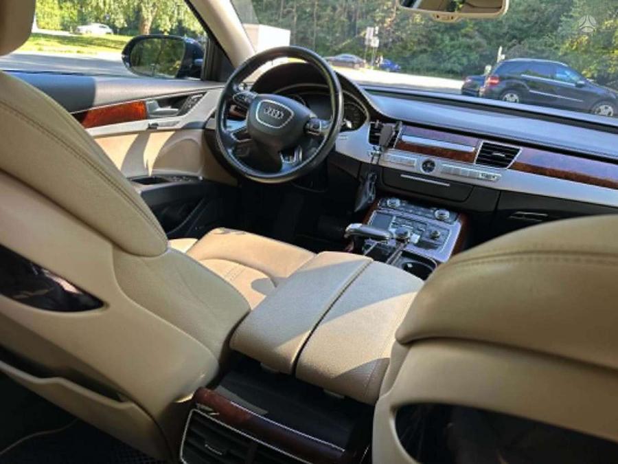 Zils Audi A8 2013 Viļņa, ar dzinēja tilpumu 3.00 L un nobraukumu 307 tūkst. km par 14500 €, foto 10 vietnē AUTOMOTO.COM.LV