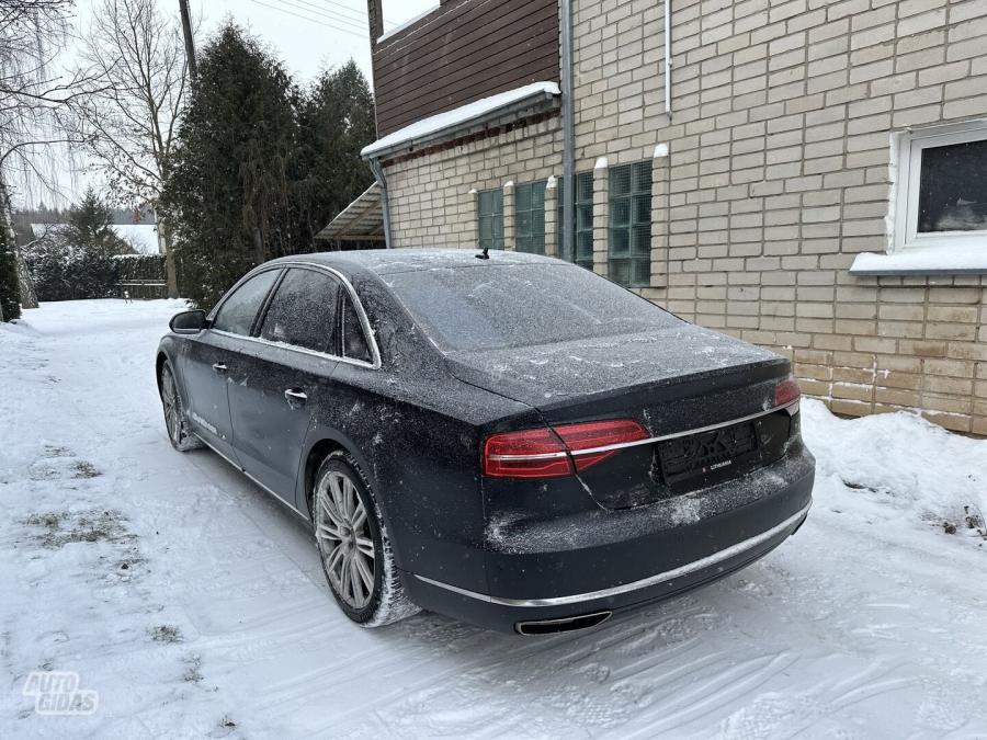 Zils Audi A8 2014 Kauņa, ar dzinēja tilpumu 4.10 L un nobraukumu 390 tūkst. km par 12500 €, foto 3 vietnē AUTOMOTO.COM.LV