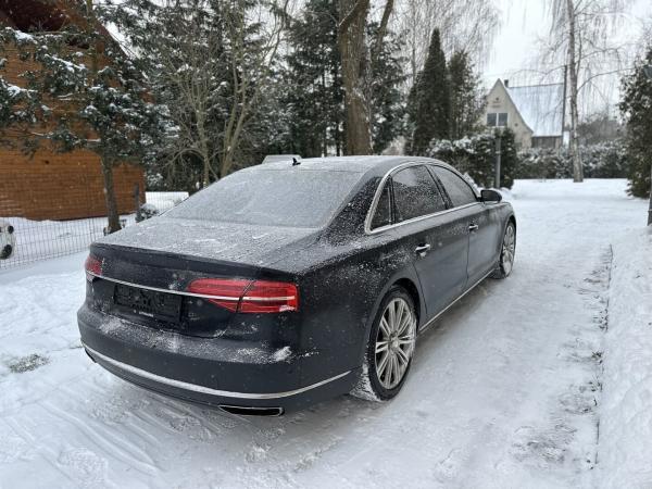 Zils Audi A8 2014 Kauņa, ar dzinēja tilpumu 4.10 L un nobraukumu 390 tūkst. km par 12500 €, foto 4 vietnē AUTOMOTO.COM.LV