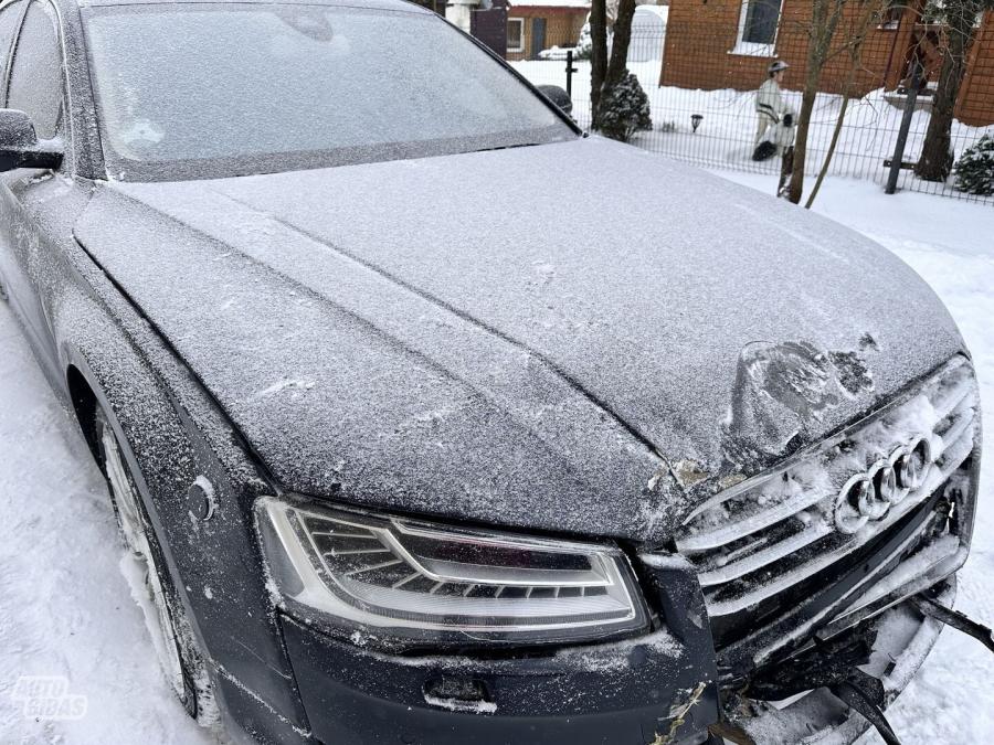 Zils Audi A8 2014 Kauņa, ar dzinēja tilpumu 4.10 L un nobraukumu 390 tūkst. km par 12500 €, foto 26 vietnē AUTOMOTO.COM.LV
