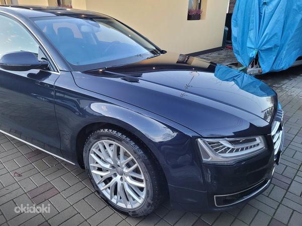 Zils Audi A8 2014 Tallina, ar dzinēja tilpumu 0.32 L un nobraukumu 271 tūkst. km par 18000 €, foto 5 vietnē AUTOMOTO.COM.LV