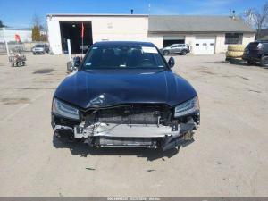 Blue Audi A8 2015 in Vilnius, with an engine capacity of 3.99 L and mileage of 142 thousand km for 10500 €, photo 6 on AUTOMOTO.COM.LV