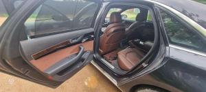 Blue Audi A8 2015 in Vilnius, with an engine capacity of 3.99 L and mileage of 142 thousand km for 10900 €, photo 16 on AUTOMOTO.COM.LV