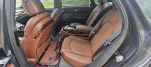 Blue Audi A8 2015 in Vilnius, with an engine capacity of 3.99 L and mileage of 142 thousand km for 10900 €, photo 17 on AUTOMOTO.COM.LV