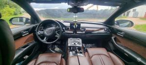 Blue Audi A8 2015 in Vilnius, with an engine capacity of 3.99 L and mileage of 142 thousand km for 10500 €, photo 10 on AUTOMOTO.COM.LV