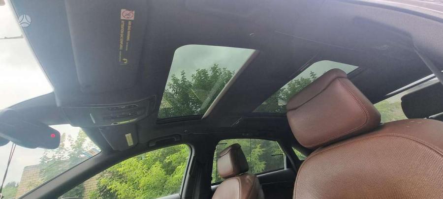 Blue Audi A8 2015 in Vilnius, with an engine capacity of 3.99 L and mileage of 142 thousand km for 10500 €, photo 15 on AUTOMOTO.COM.LV