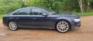 Blue Audi A8 2015 in Vilnius, with an engine capacity of 3.99 L and mileage of 142 thousand km for 10500 €, photo 7 on AUTOMOTO.COM.LV