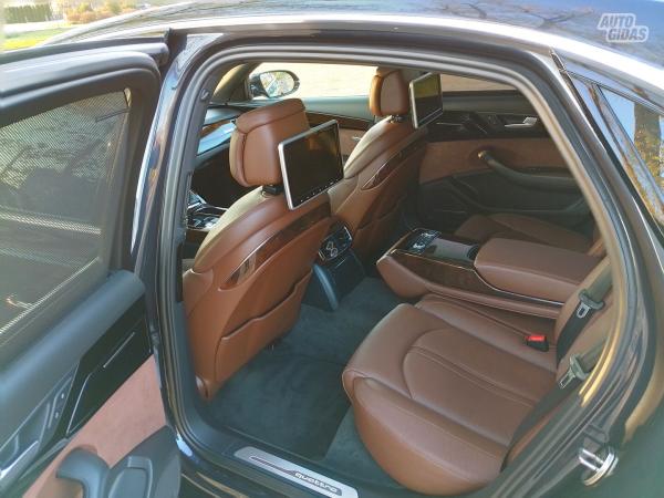 Blue Audi A8 2017 in Kelme, with an engine capacity of 3.00 L and mileage of 176 thousand km for 24000 €, photo 7 on AUTOMOTO.COM.LV