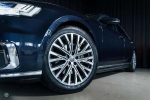 Zils Audi A8 2018 Viļņa, ar dzinēja tilpumu 2.97 L un nobraukumu 174 tūkst. km par 33999 €, foto 12 vietnē AUTOMOTO.COM.LV