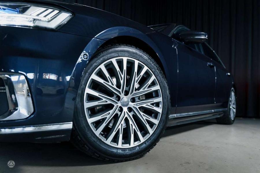 Zils Audi A8 2018 Viļņa, ar dzinēja tilpumu 2.97 L un nobraukumu 174 tūkst. km par 33999 €, foto 12 vietnē AUTOMOTO.COM.LV