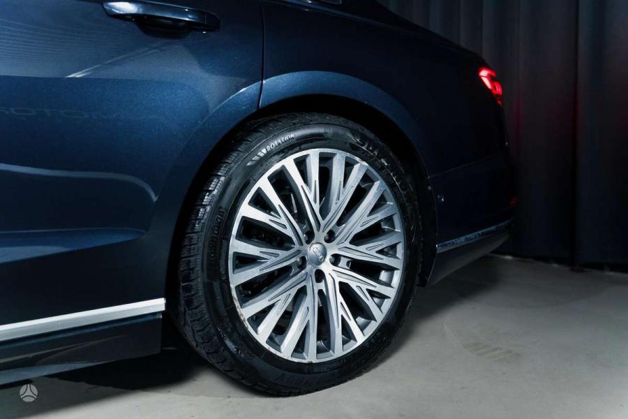Zils Audi A8 2018 Viļņa, ar dzinēja tilpumu 2.97 L un nobraukumu 174 tūkst. km par 33999 €, foto 17 vietnē AUTOMOTO.COM.LV