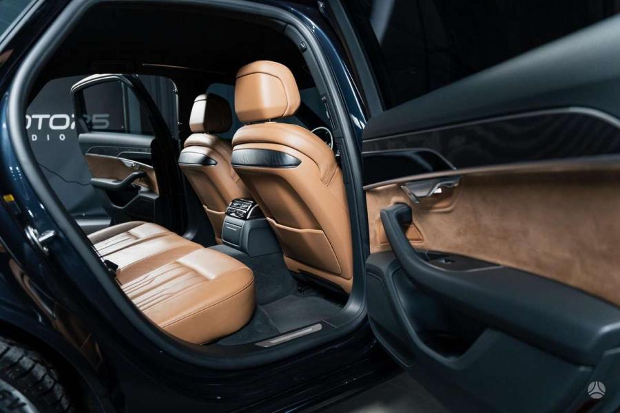 Zils Audi A8 2018 Viļņa, ar dzinēja tilpumu 2.97 L un nobraukumu 174 tūkst. km par 33999 €, foto 37 vietnē AUTOMOTO.COM.LV