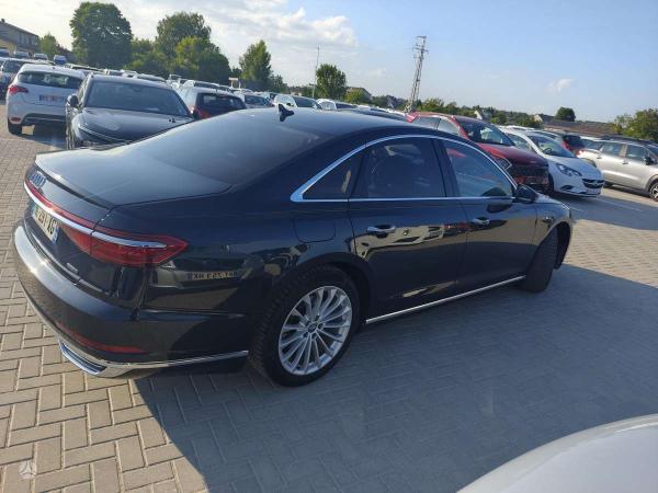 Blue Audi A8 2019 in Taurage, with an engine capacity of 2.97 L and mileage of 219 thousand km for 29900 €, photo 5 on AUTOMOTO.COM.LV